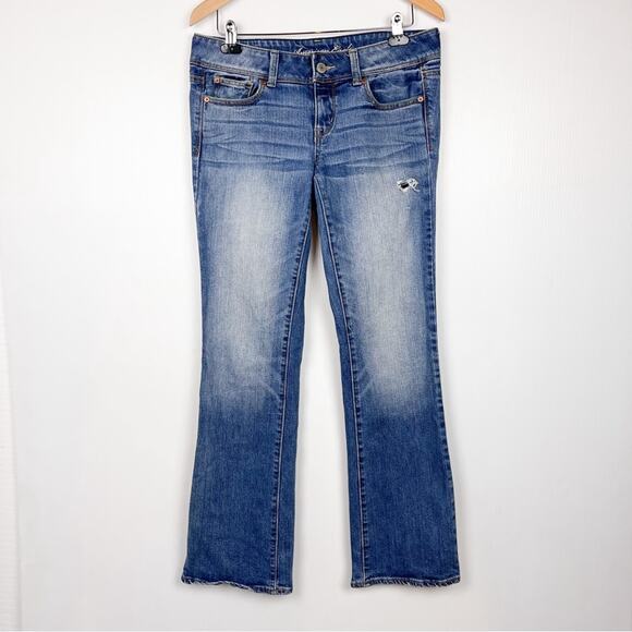 Low Rise Flare Jeans American Eagle